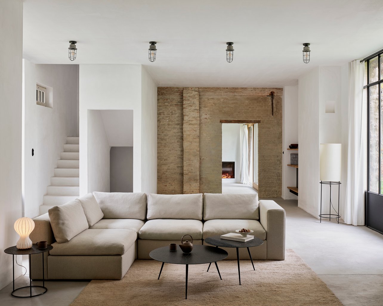 Infinite modularity with the Mellow